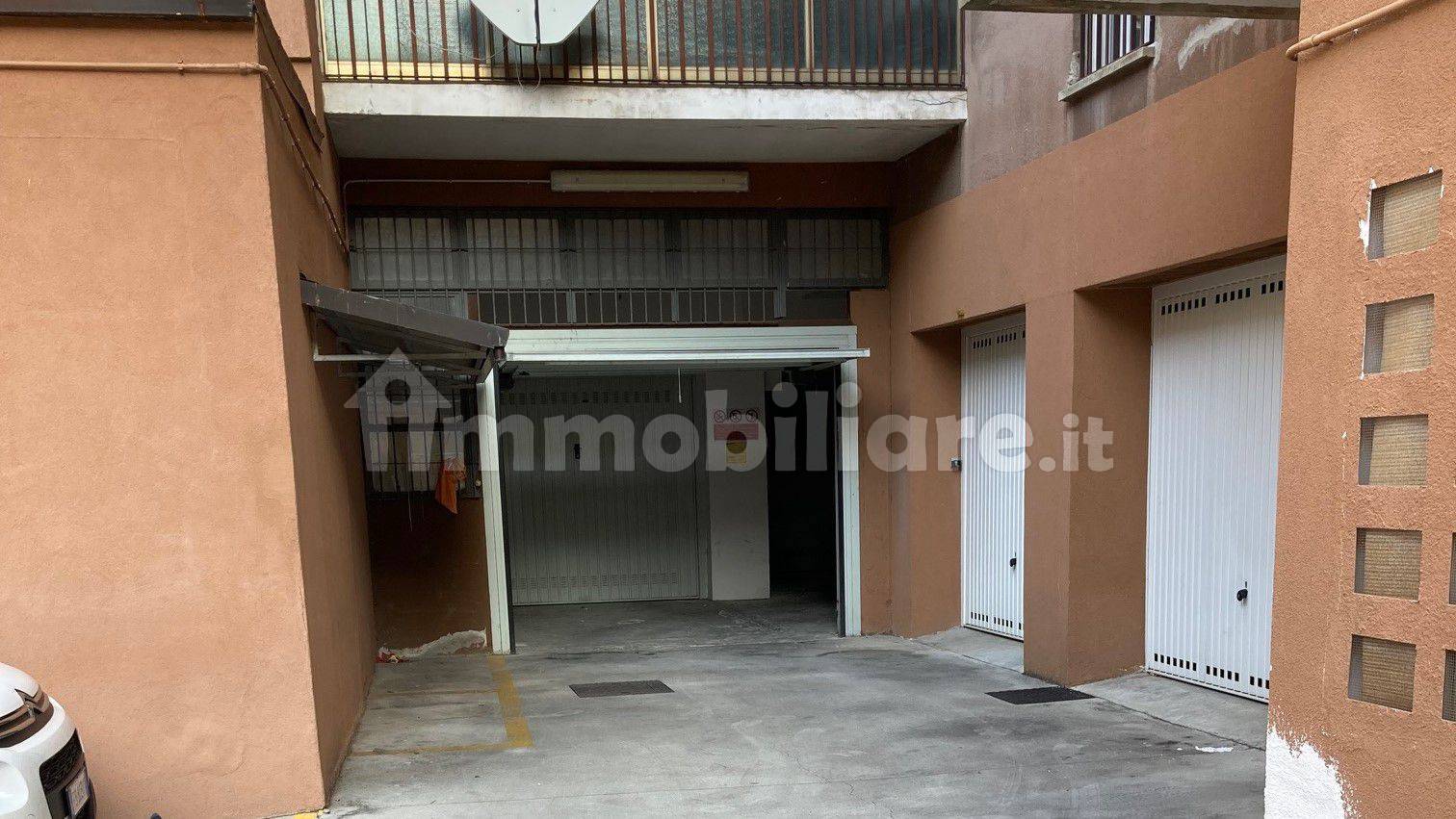 Garage - Box in Vendita