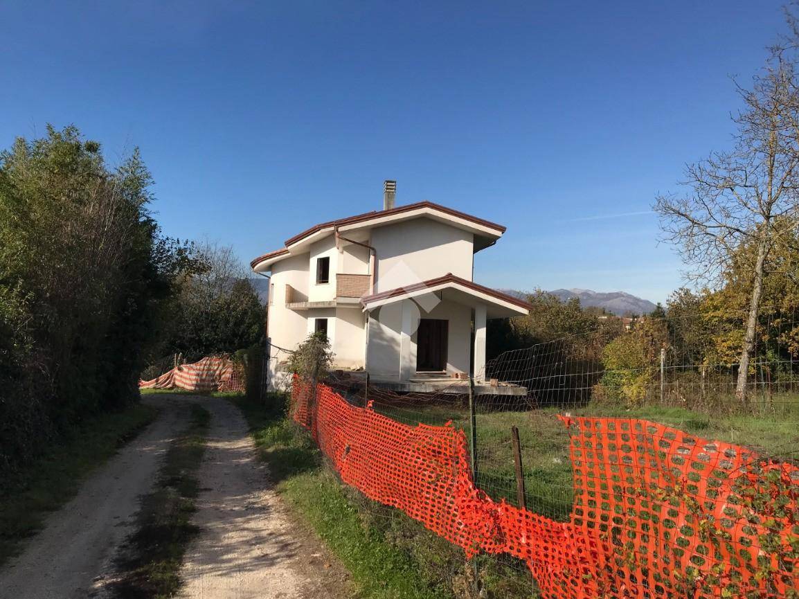 Villa unifamiliare via abate rea, Pastenelle Pacitti Sprumaro, Cervaro