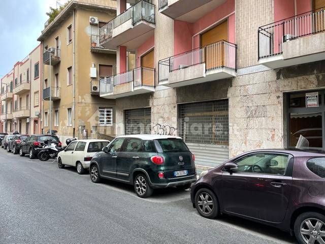 Locale commerciale in Vendita