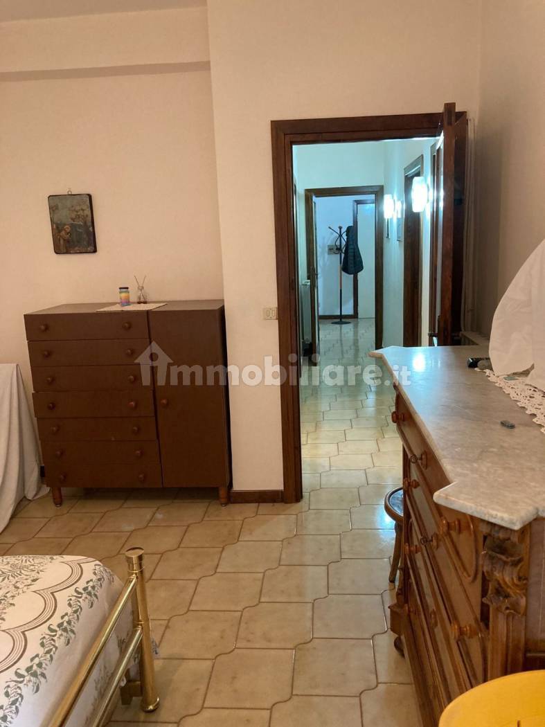 Quadrilocale via Carbone, Centro, Vico Equense