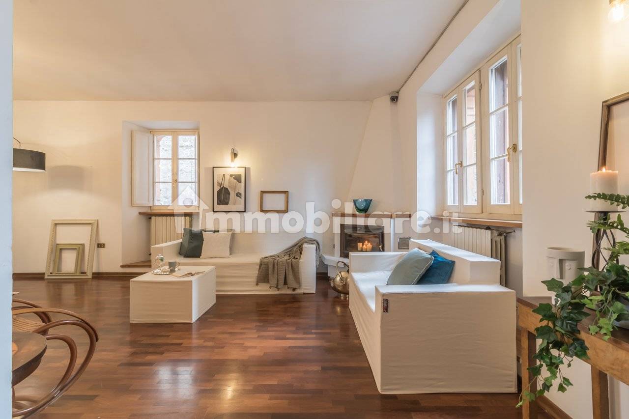 Appartamento 237 m², Centro Storico, Perugia