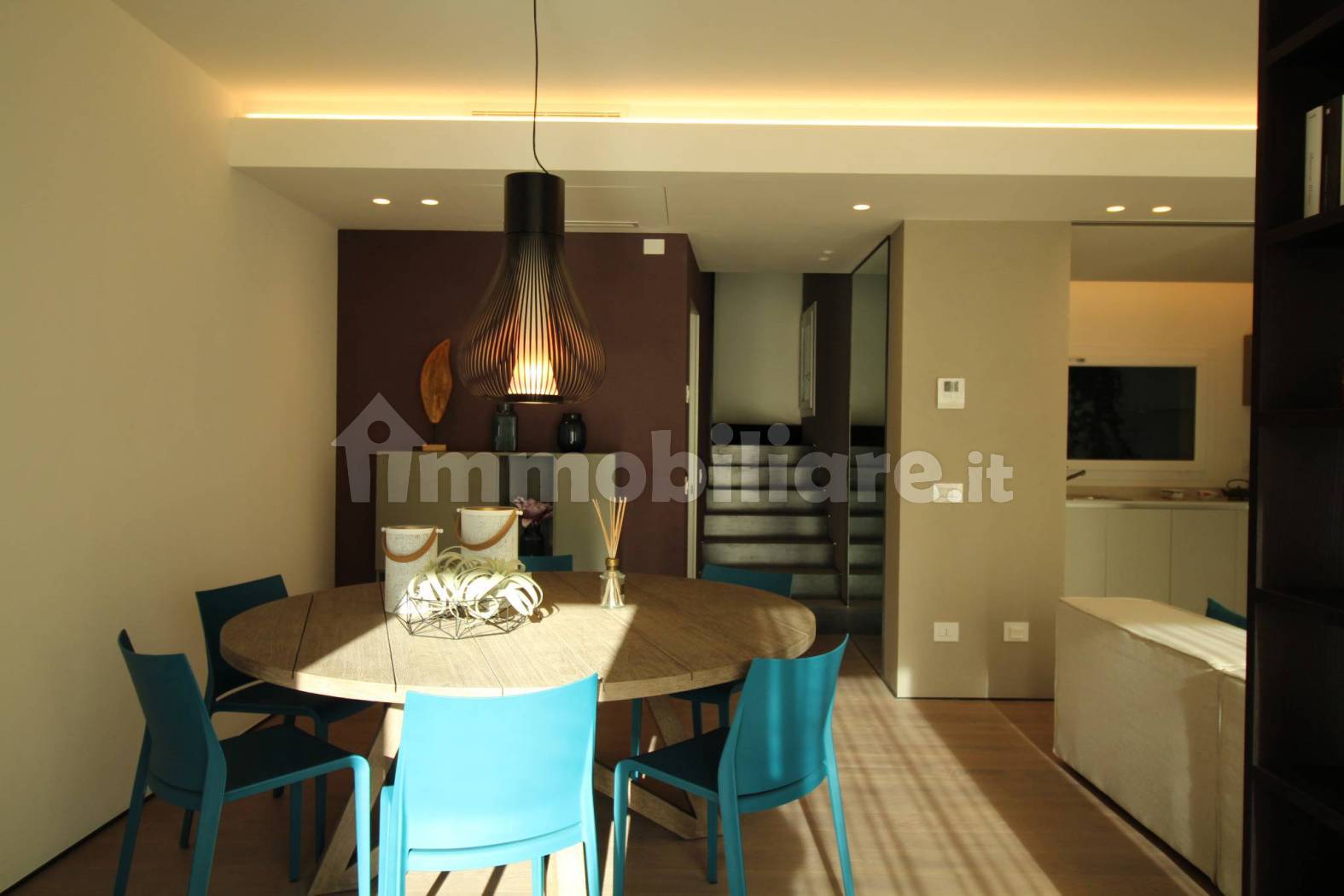 Villa a schiera via Brunati, Centro, Salò