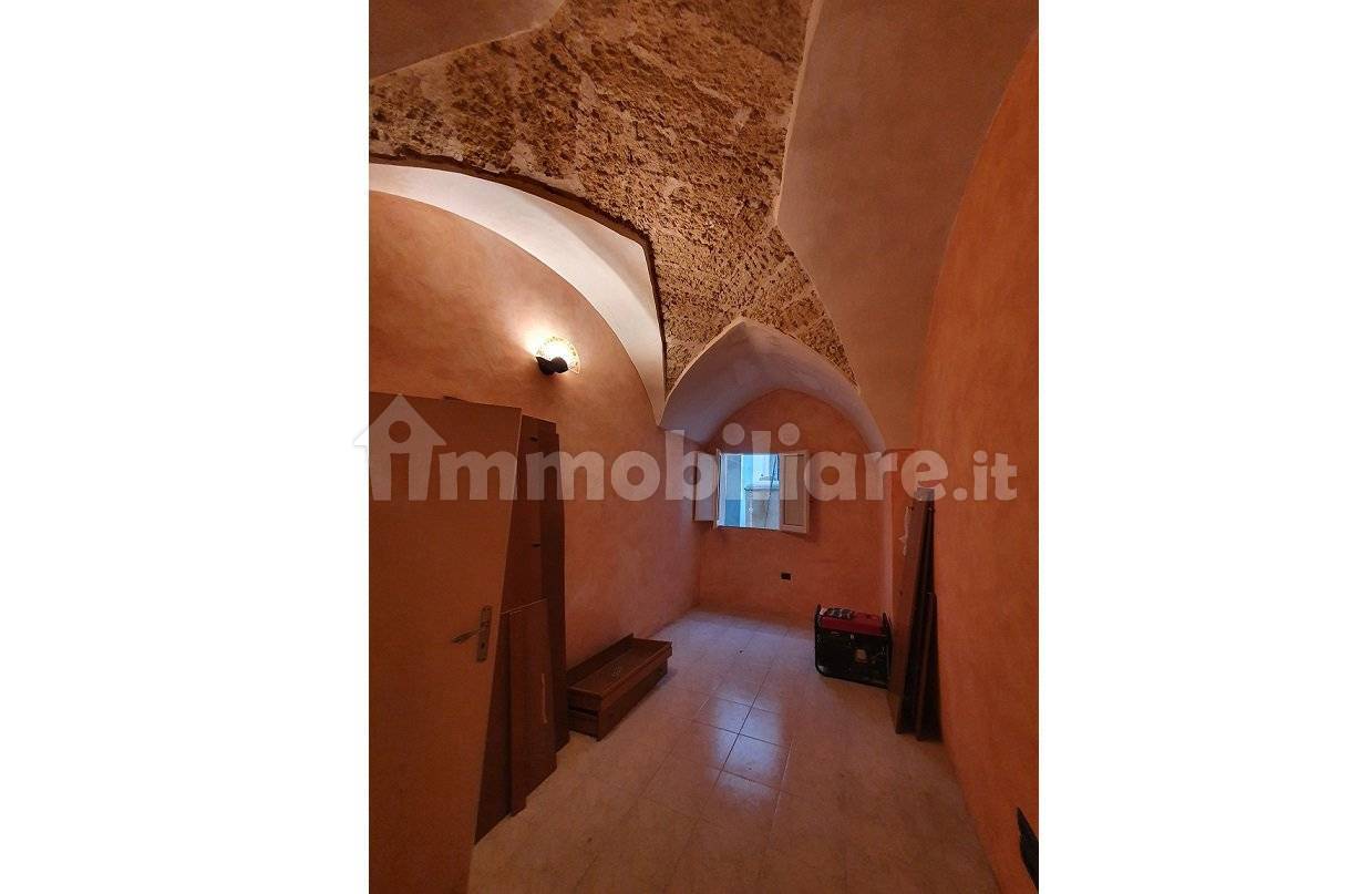 Quadrilocale via Gaetano Vinci, Centro, Parabita