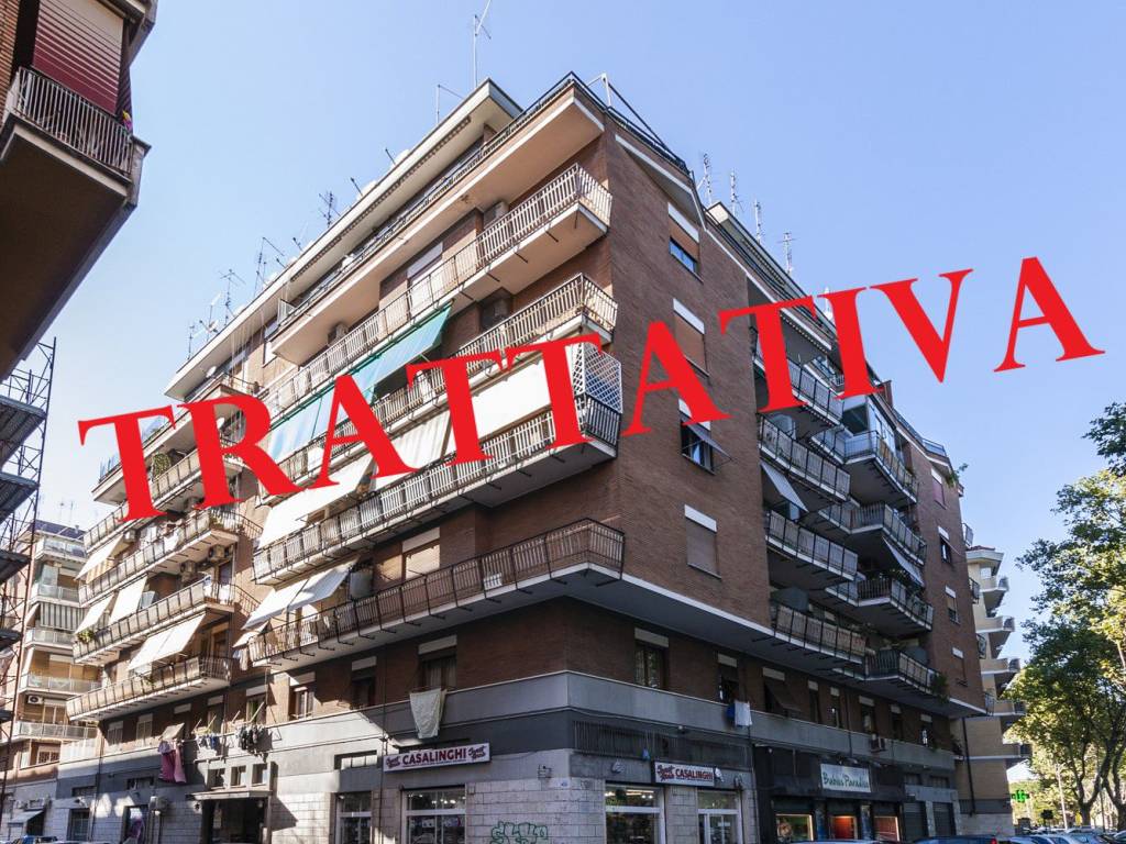 Vendita Appartamento Roma. Bilocale in via Adolfo Apolloni. Buono stato ...