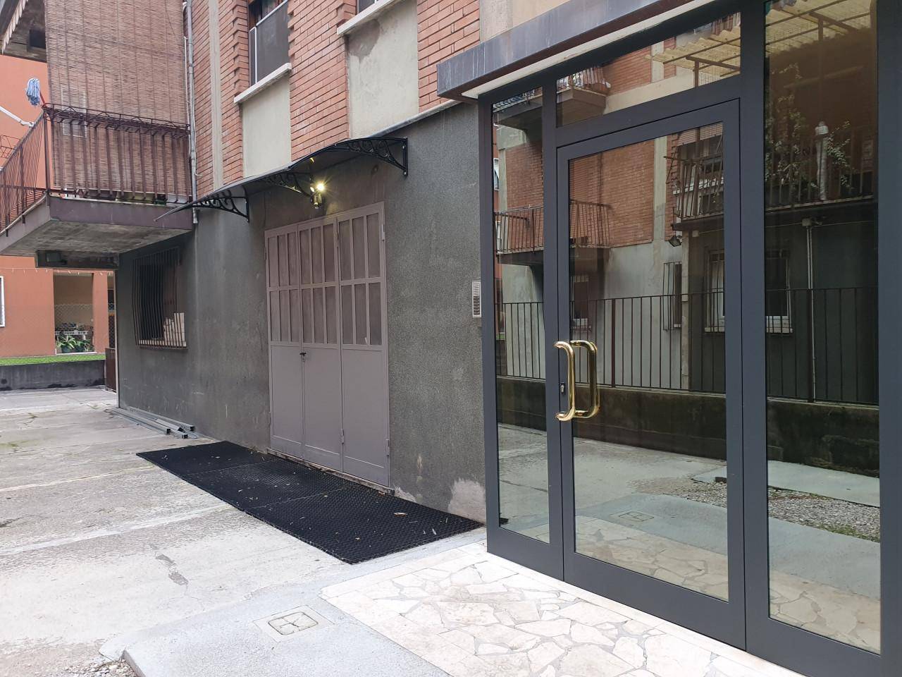 Laboratorio in Vendita