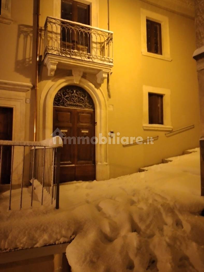 Quadrilocale via della Posta, Centro, Rocca di Mezzo