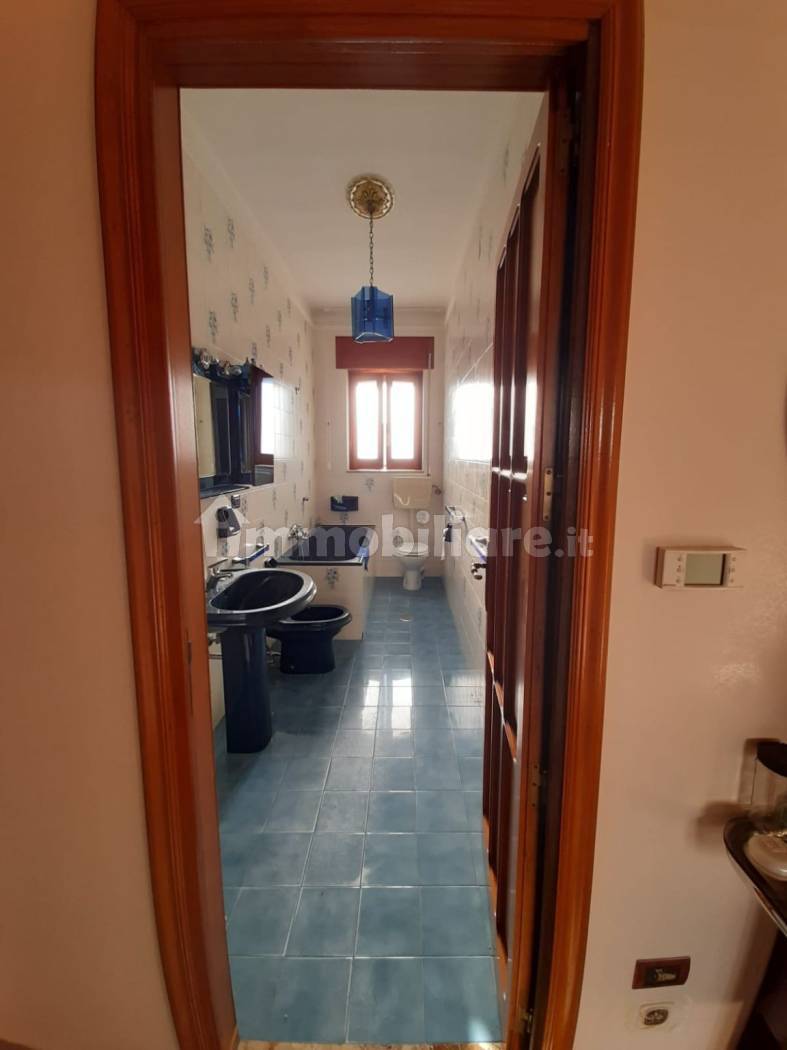 Appartamento via Bolzano 86, Centro, Massafra