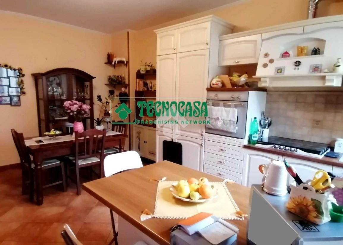 Quadrilocale via roma 1, Mercogliano