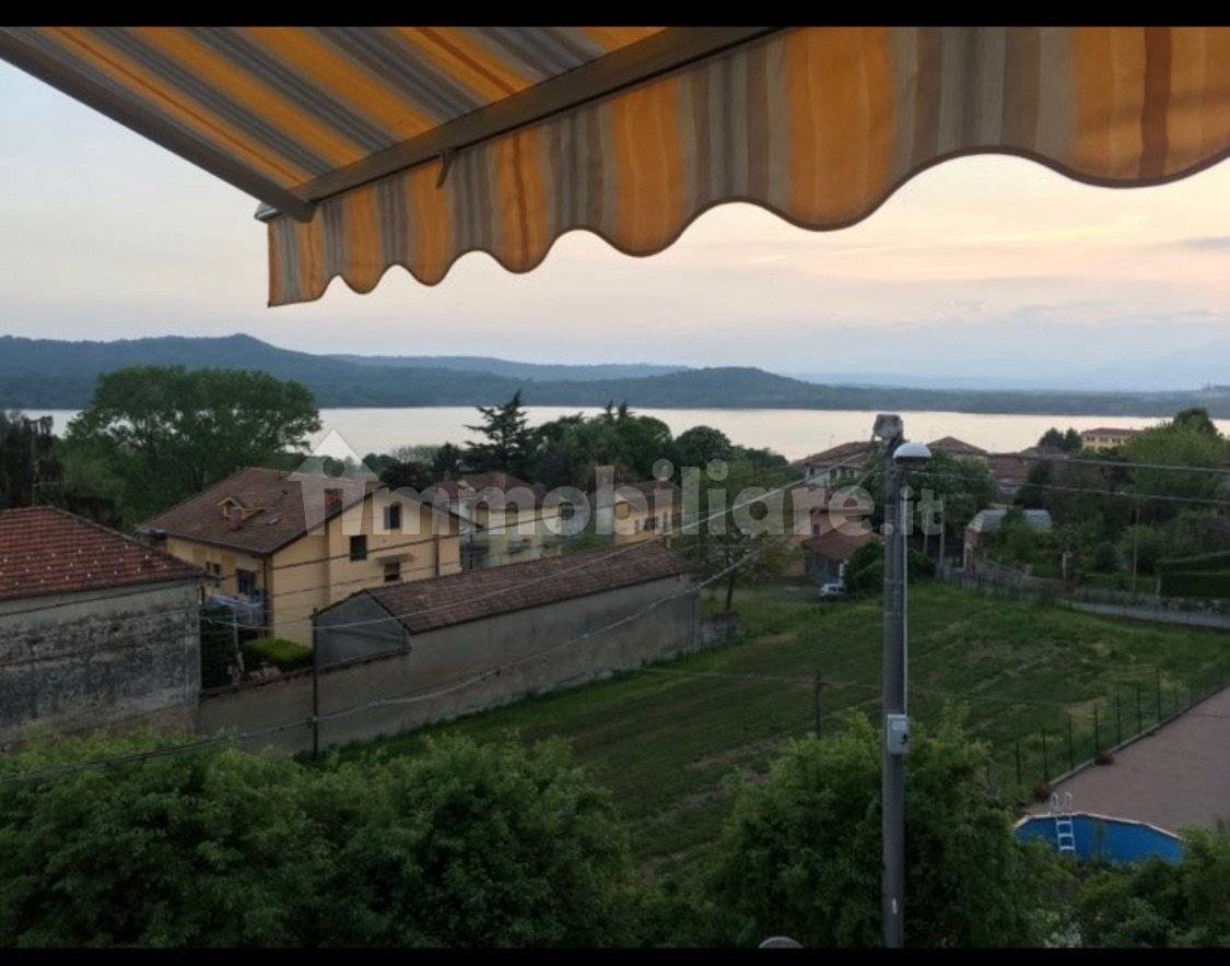 Trilocale via Marchesi di Gattinara 4, Centro, Viverone