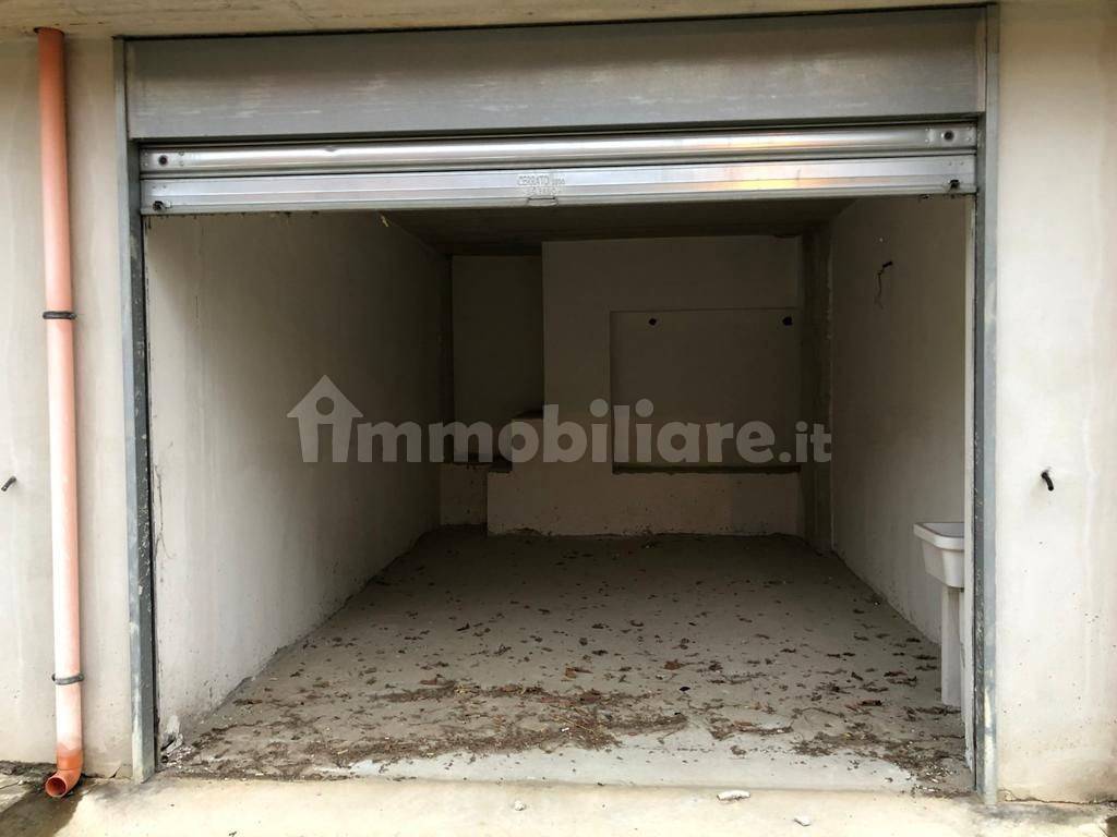 Garage - Box in Vendita