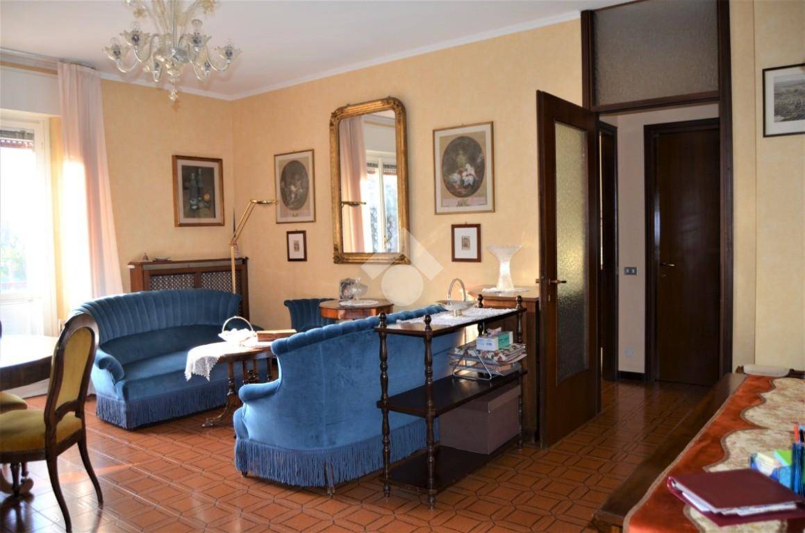 Quadrilocale via Valle Oro 14, Comerio