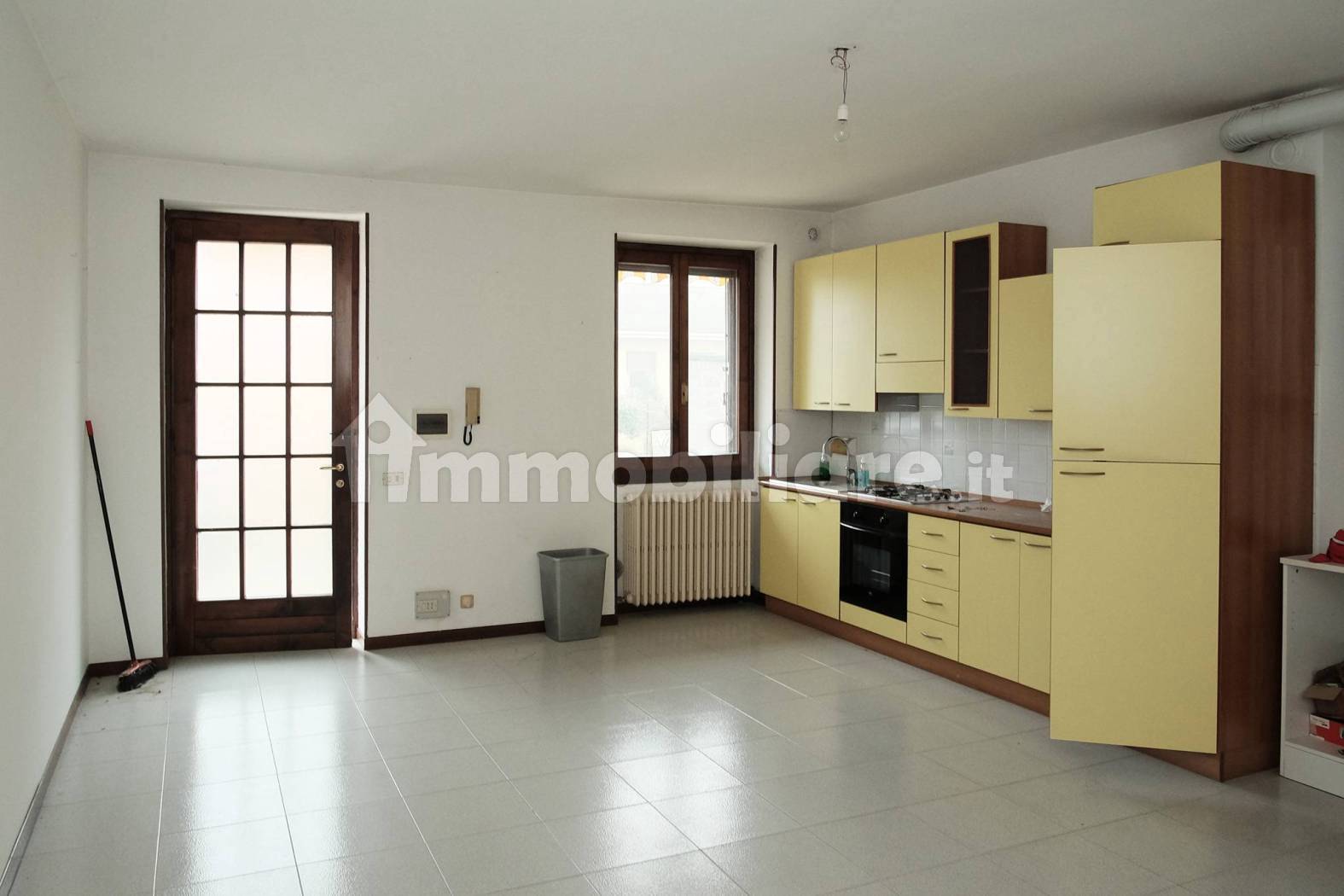 Bilocale via Adda, Centro, Comazzo