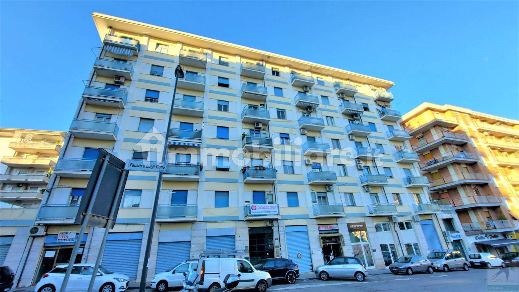 Trilocale piazza Fausto e Luigi Gullo 23, Panebianco - Tribunale, Cosenza