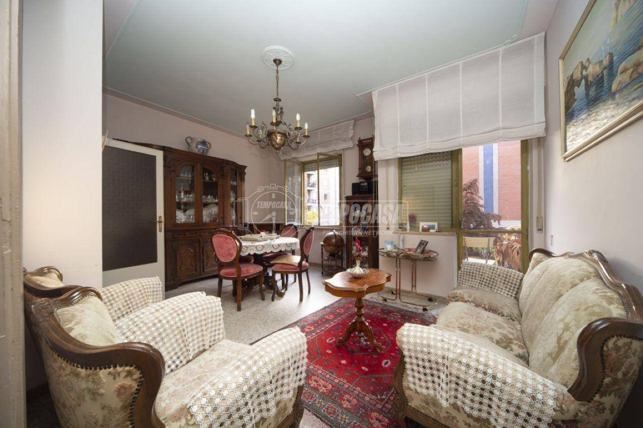 Quadrilocale via Vittorio Alfieri 32, Semicentro - Stazione, Perugia