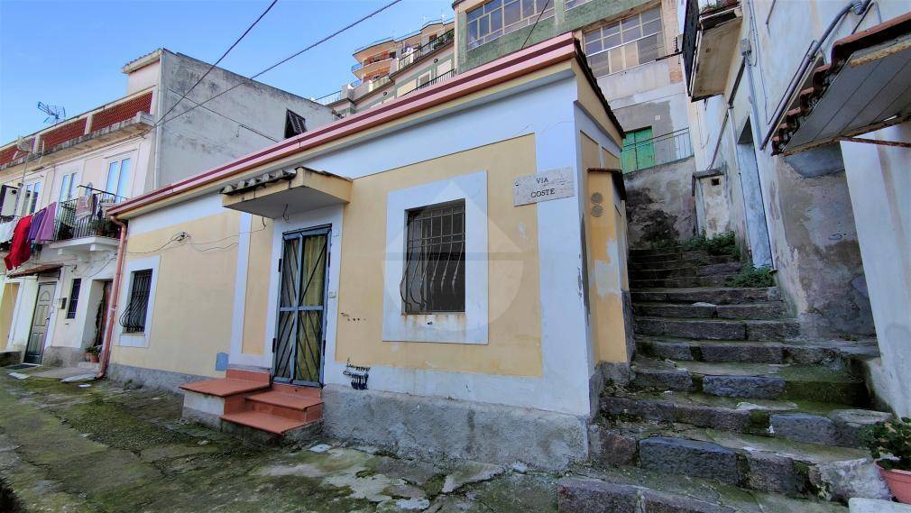 Appartamento via Coste, Centro, Pizzo