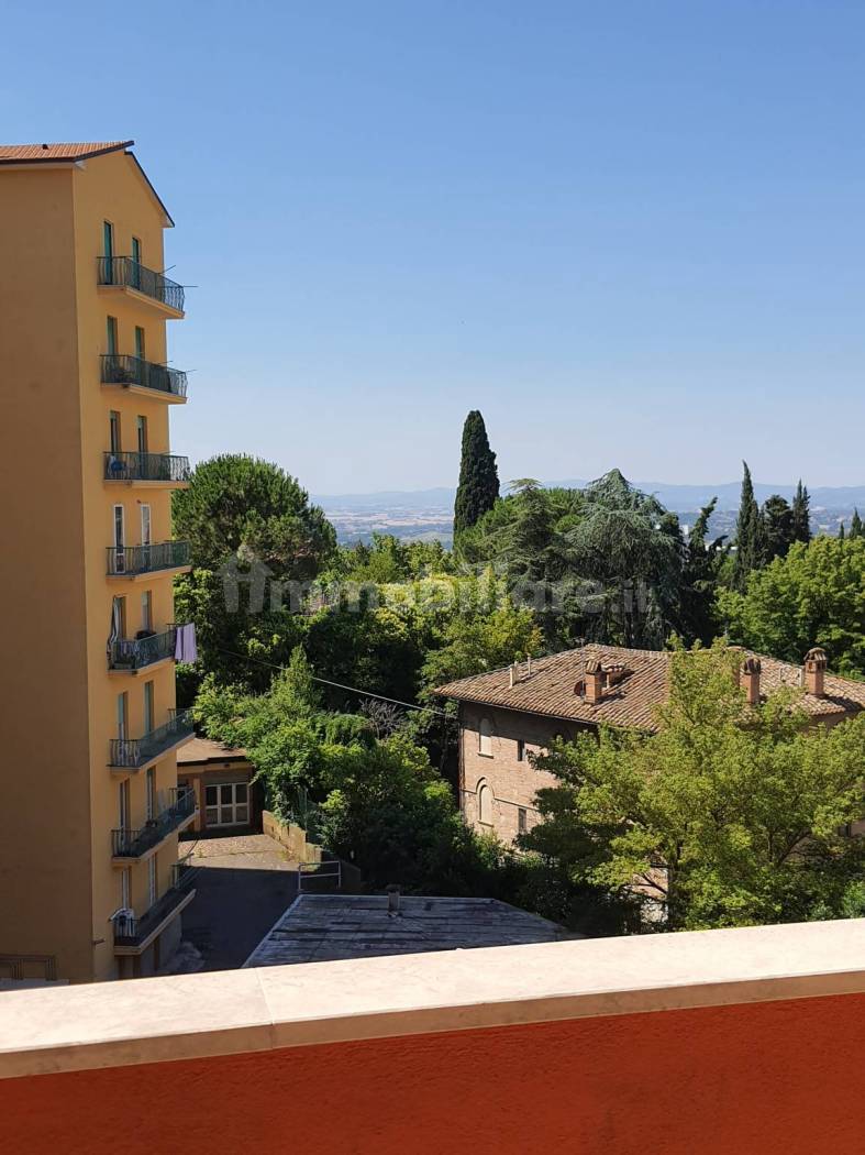 Appartamento via Annibale Vecchi 32, Elce, Perugia