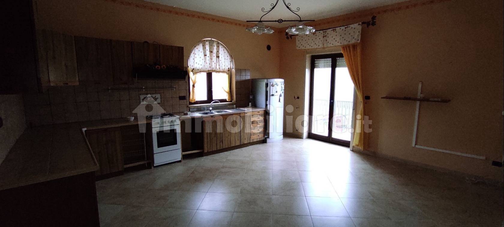 Appartamento via Pisa 1, Raffadali