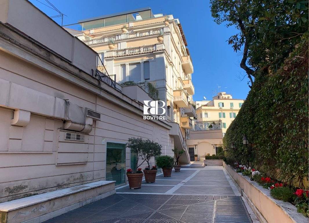 Bilocale viale Parioli, Parioli, Roma