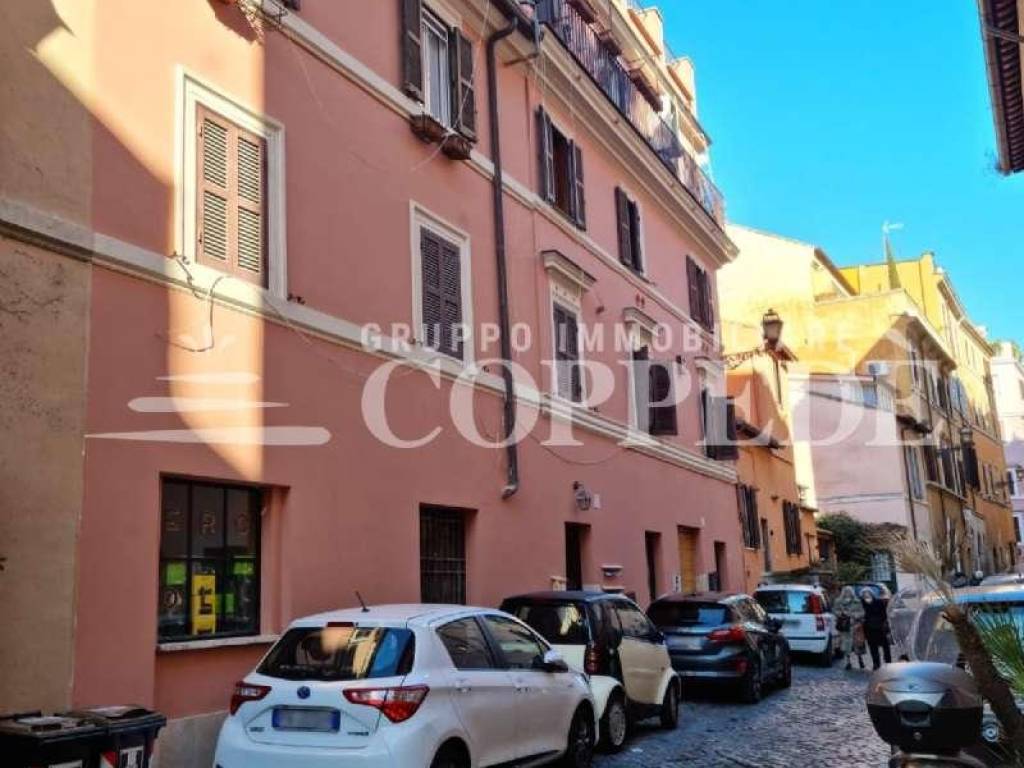 Affitto Appartamento Roma. Bilocale in via della Luce. Ottimo stato ...