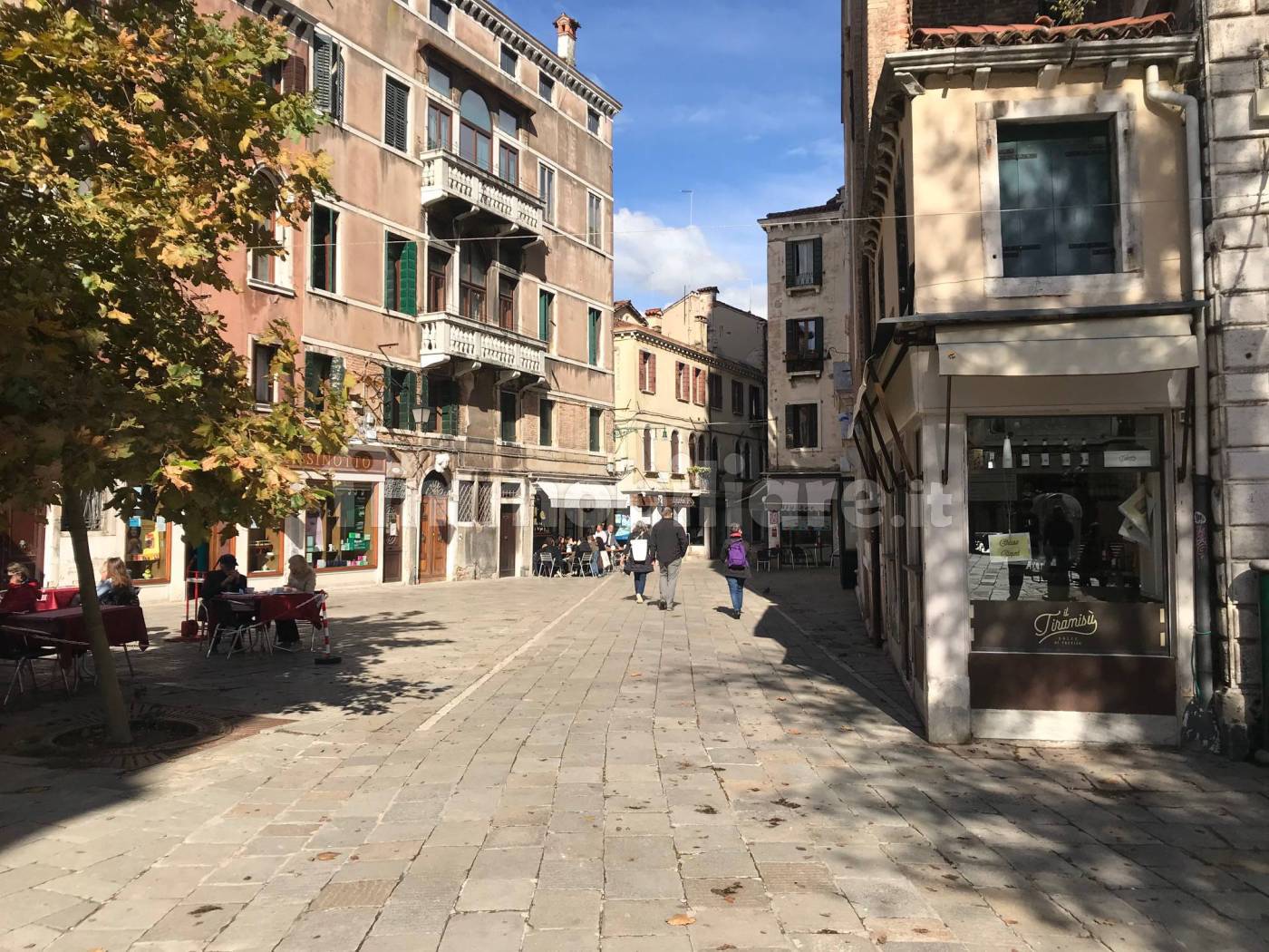 Quadrilocale ottimo stato, primo piano, Santi Apostoli - San Canciano, Venezia