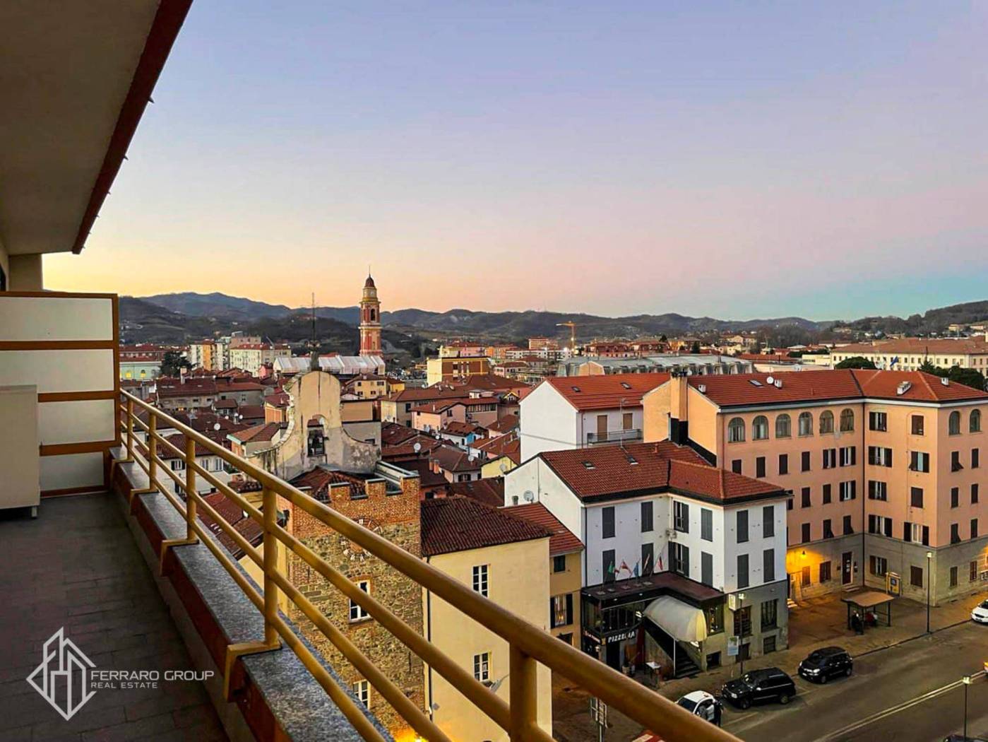 Quadrilocale via Colla 1, Centro, Cairo Montenotte