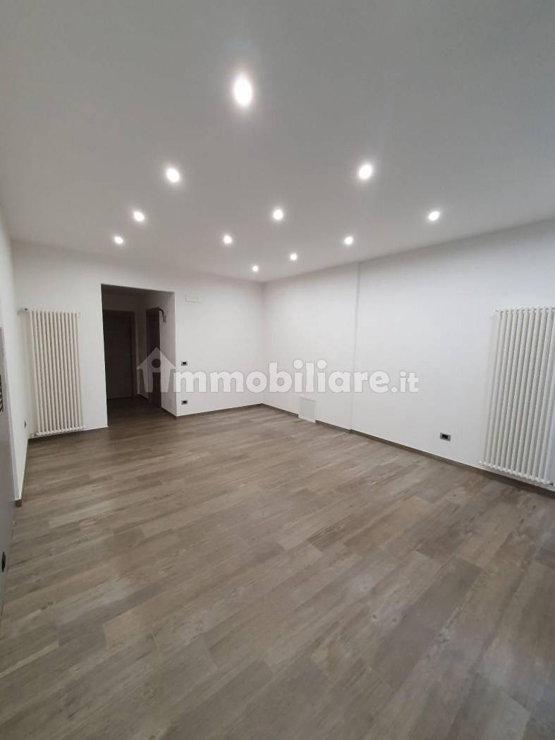 Trilocale via Giosuè Carducci 33, Rapolla