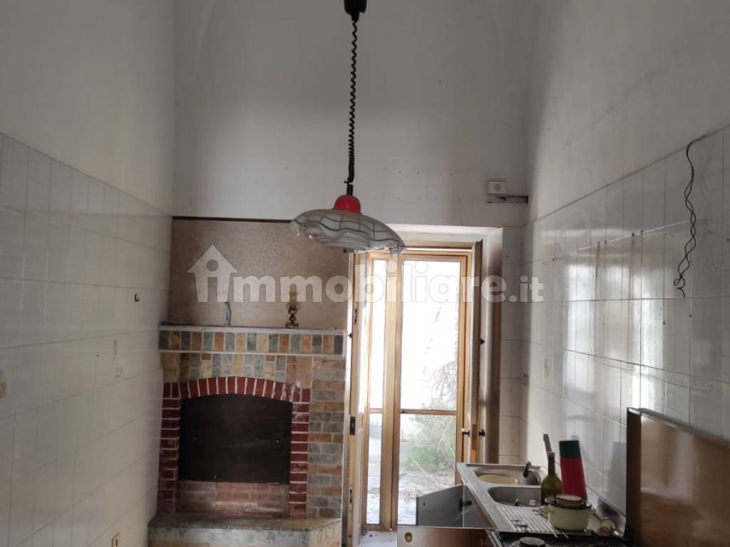 Vendita Villa unifamiliare in via Vincenzo Stategni Taviano. Con ...