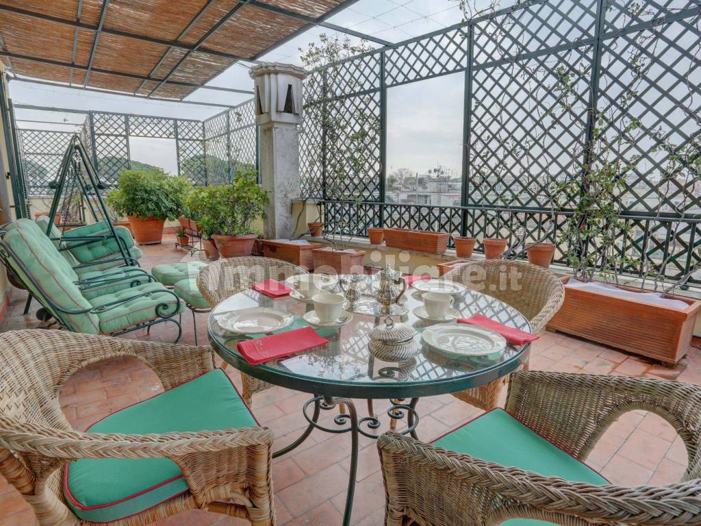 Affitto Appartamento in largo Messico 1. Roma. Ottimo stato, sesto ...