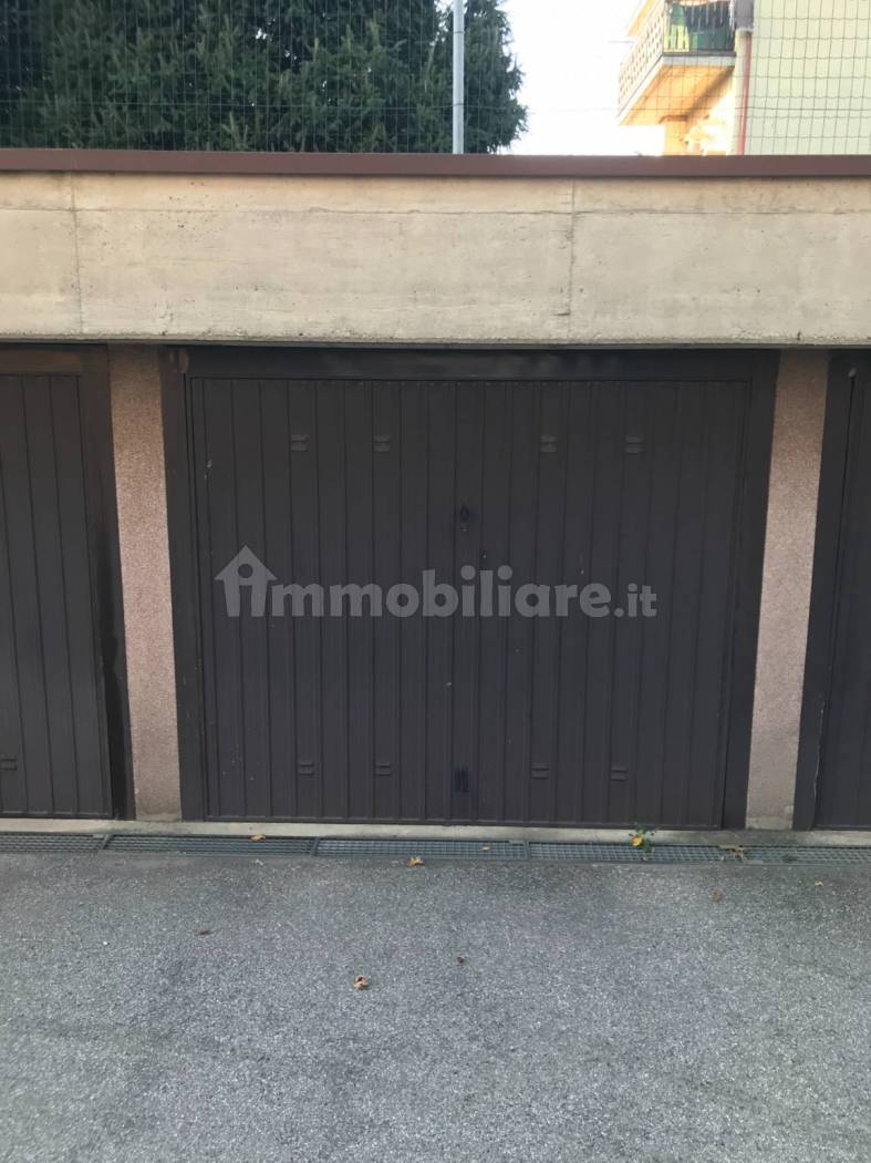 Garage - Box in Vendita