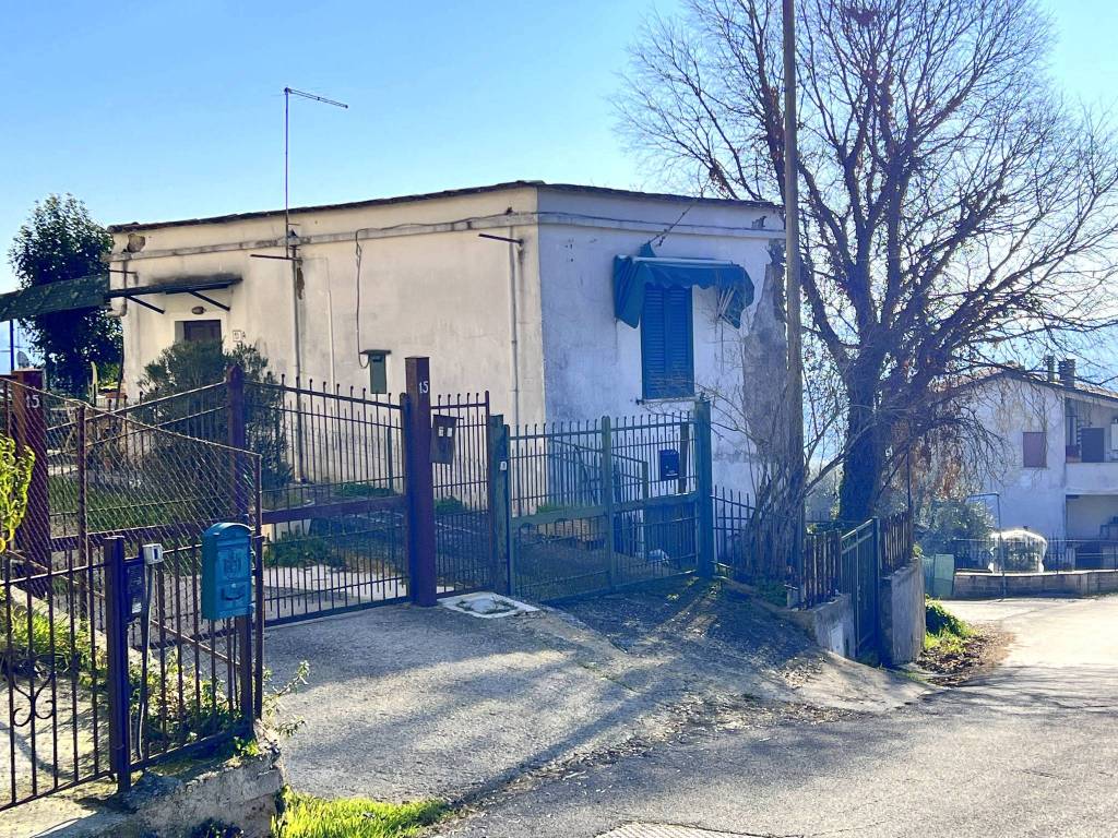Vendita Villa unifamiliare in via del Mattone 15 Forano. Da ...