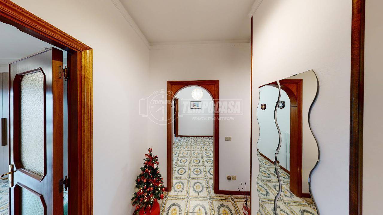 Trilocale piazzale Rudiae 4, Rudiae - Casermette, Lecce