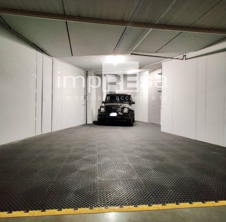 Garage - Box in Vendita