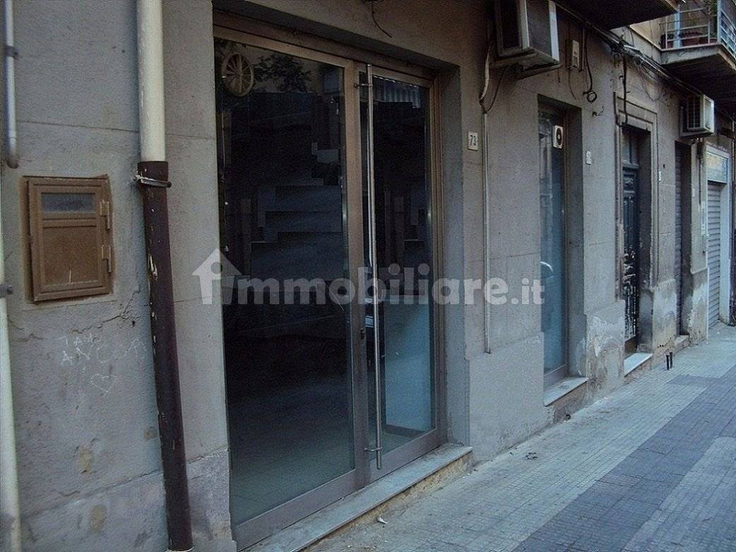 Locale commerciale in Vendita