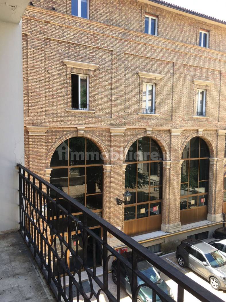 Appartamento via Cesare De Lollis, Chieti Città, Chieti