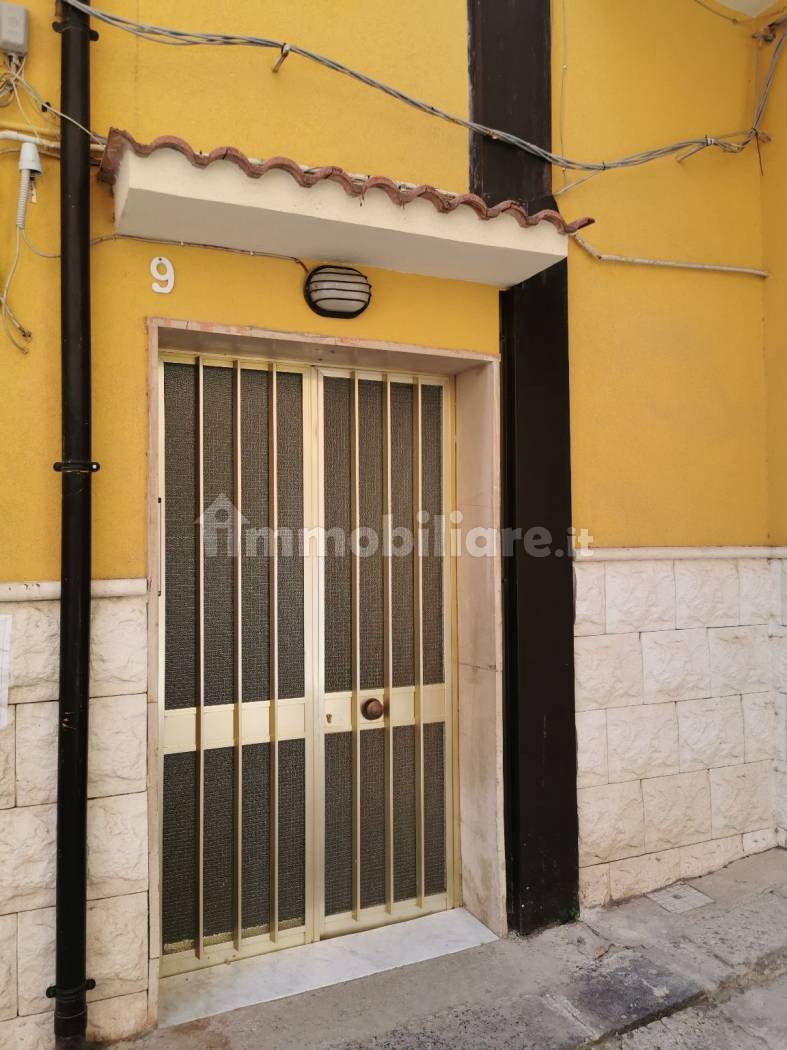 Trilocale via Amerigo Vespucci 9, Centro, Licata