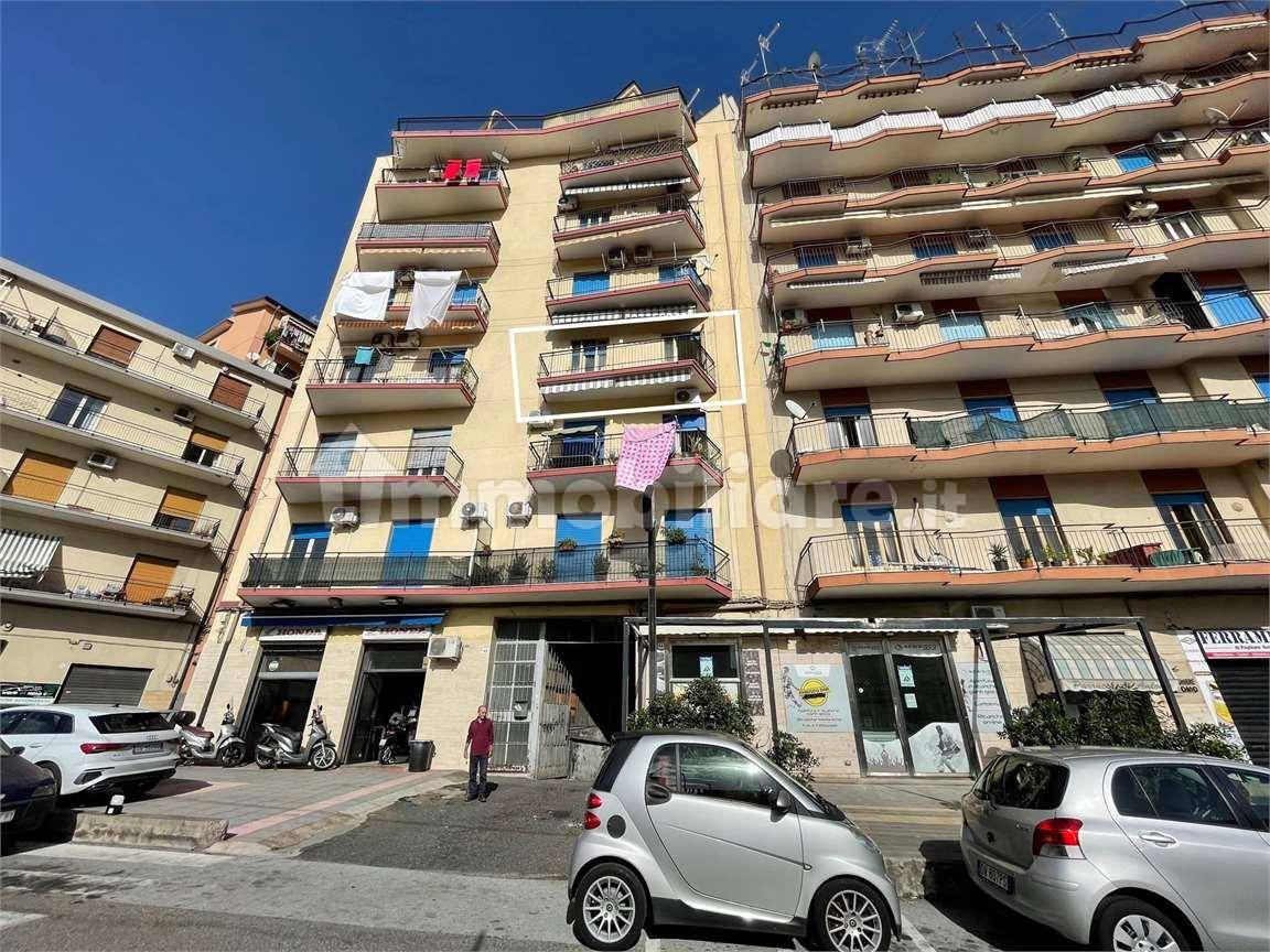 Trilocale via Susanna 48, Cibali, Catania