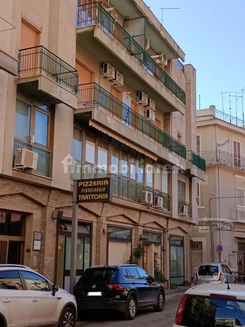 Bilocale buono stato, terzo piano, Quartieri Settecenteschi, Foggia