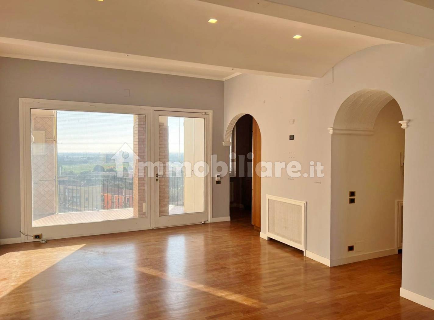 Trilocale via Piave 10, Stazione, Foggia