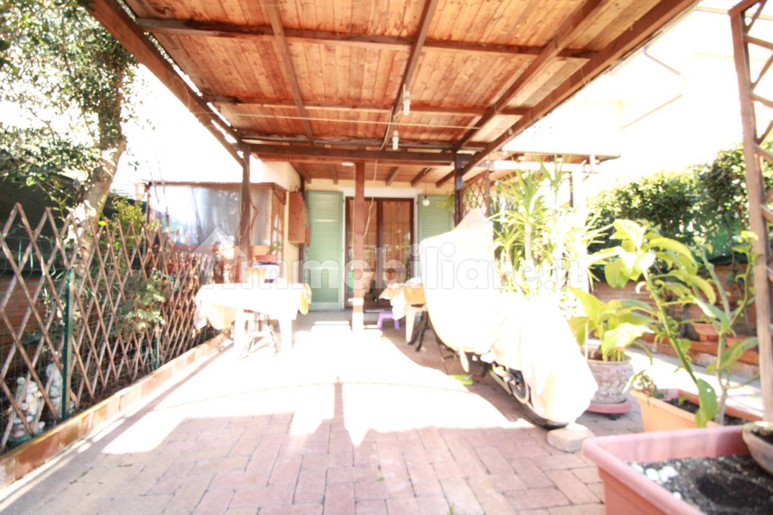 Bilocale buono stato, piano terra, Centro, Ponsacco