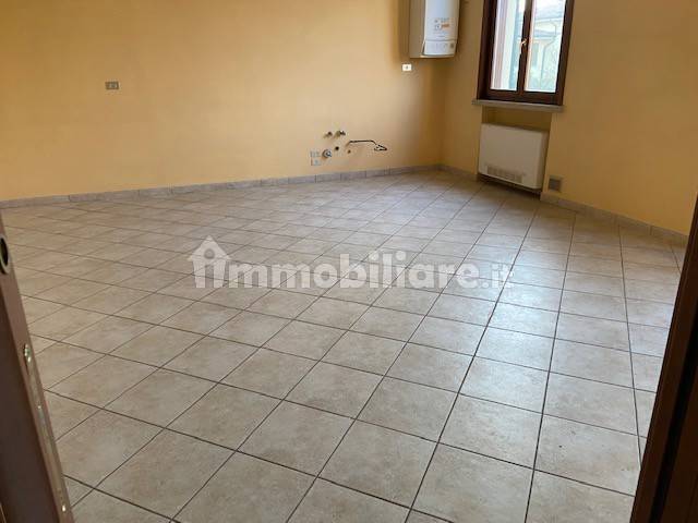 Quadrilocale ottimo stato, primo piano, Centro, Sabbioneta