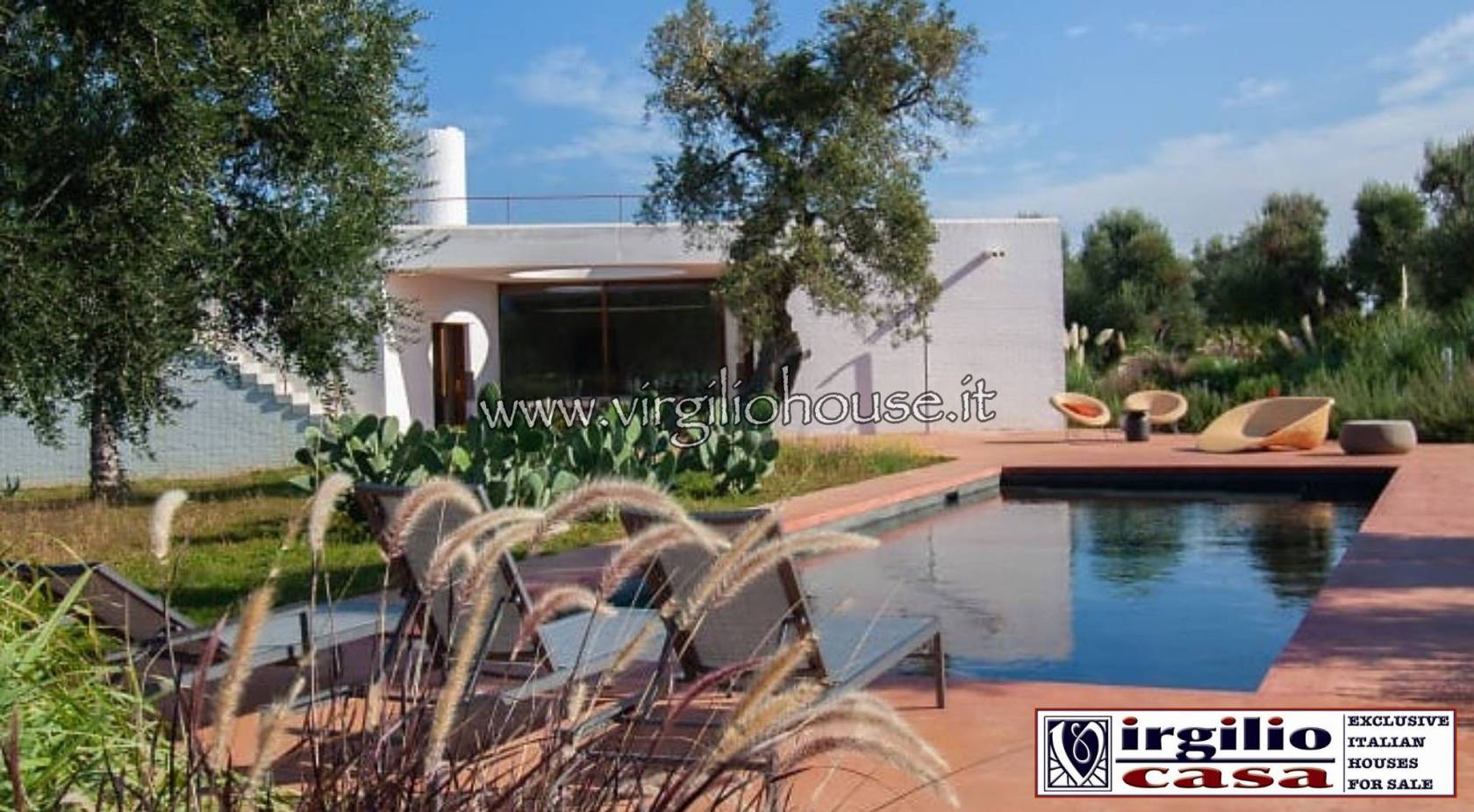 Villa unifamiliare, nuova, 340 m², Carovigno