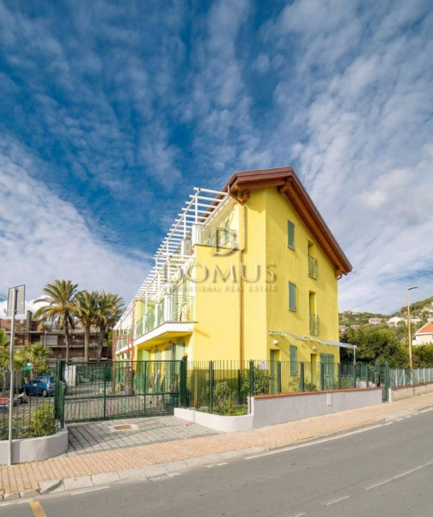 Villa unifamiliare, nuova, 126 m², Piani di Borghetto, Ospedale, Bordighera