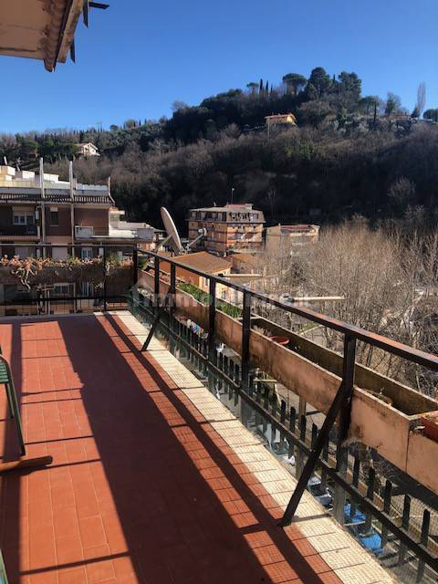 Quadrilocale viale Giuseppe De Vito, Centro, Poggio Mirteto