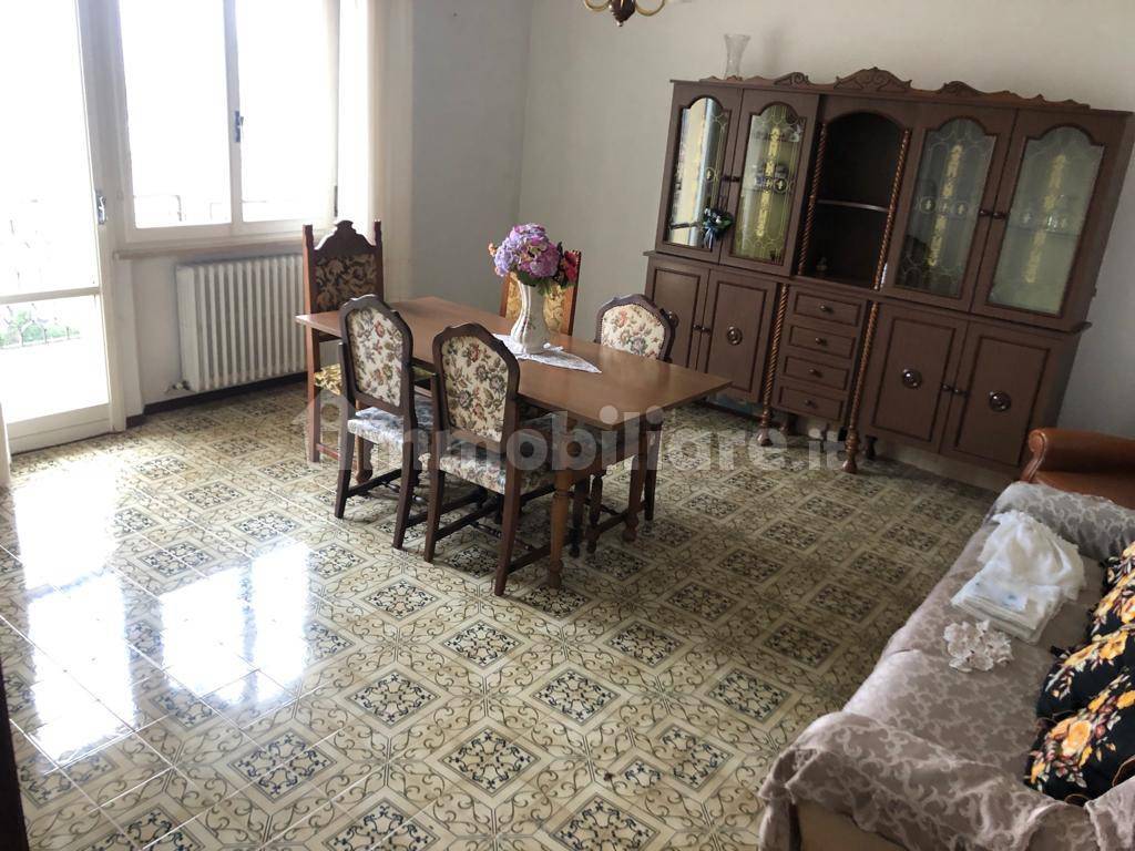 Quadrilocale viale Giovanni Bovio, Fabriano