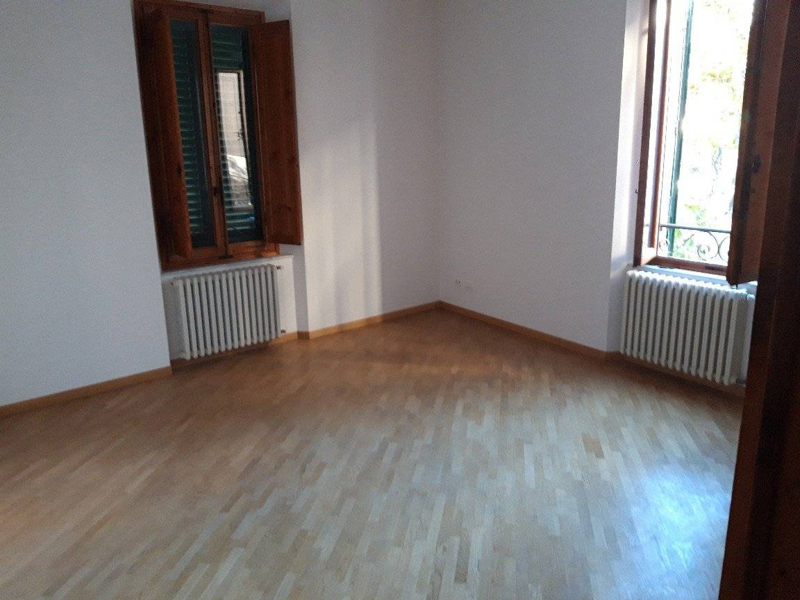 Quadrilocale viale Bicchierai, Montecatini-Terme