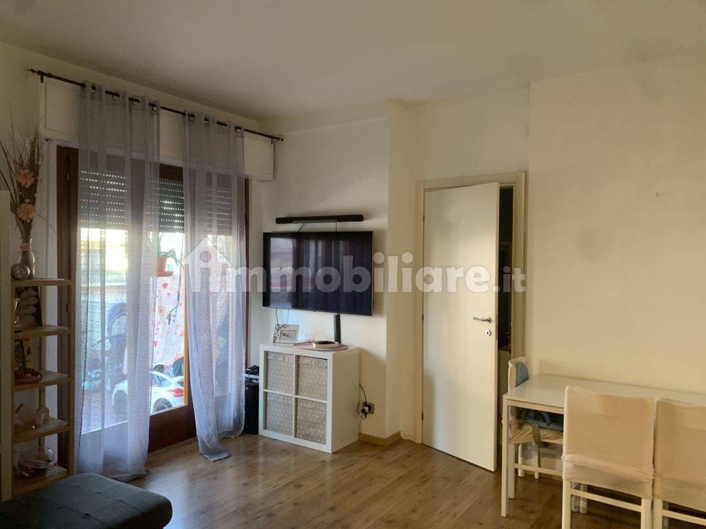 Quadrilocale via Europa, Centro, Massa