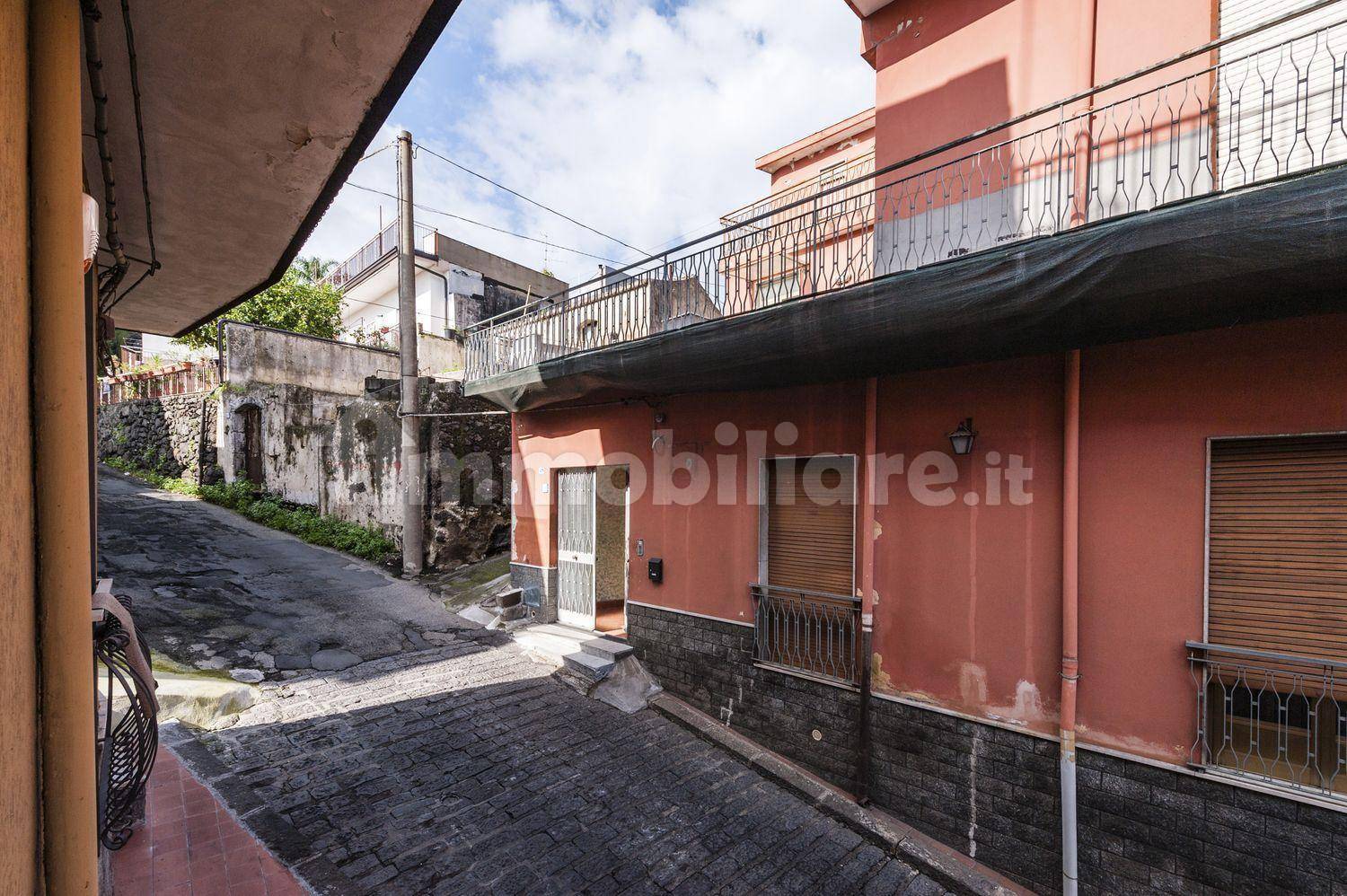 Trilocale Scale Sant&#x27;Anna San c, Centro, Aci Catena