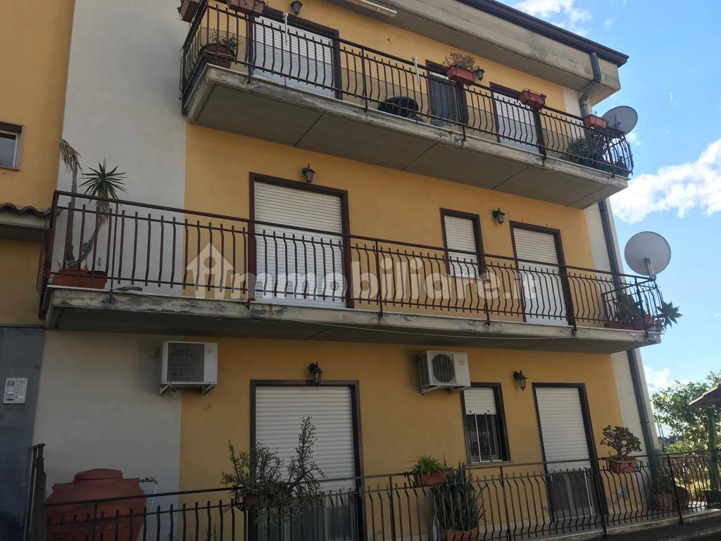 Trilocale via della Chiesa, Fiumefreddo di Sicilia