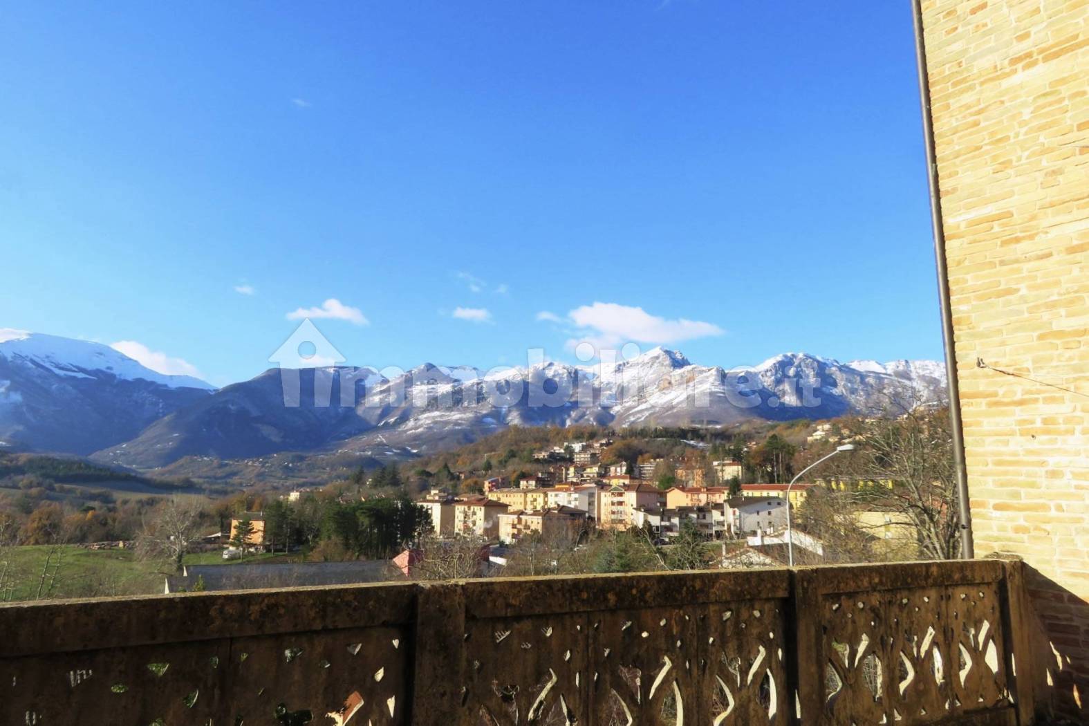 Quadrilocale via Bruno Buozzi, Centro, Sarnano