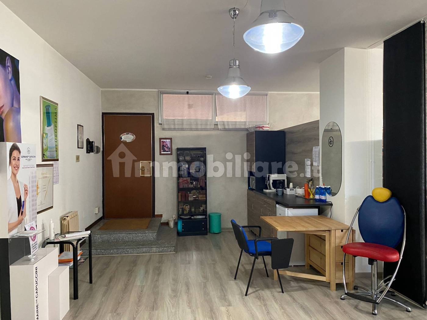 Locale commerciale in Vendita